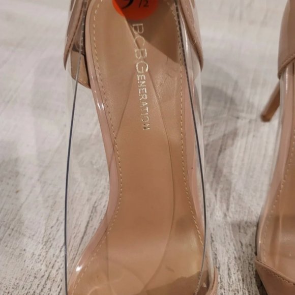 BCBGeneration | Shoes | New Bcbgeneration Lania Lucite Pumps Point ...